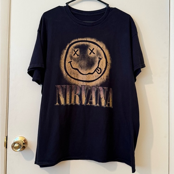 NIRVANA | Shirts | Nirvana Smiley Logo Gradient Black Graphic Tshirt ...